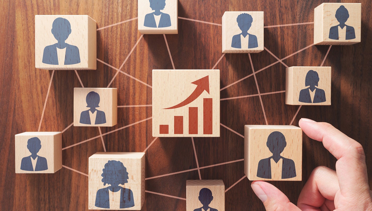 営業の人脈づくりは重要！ 広げる方法や注意点、お勧めのツールを解説｜SKYPCE（スカイピース）