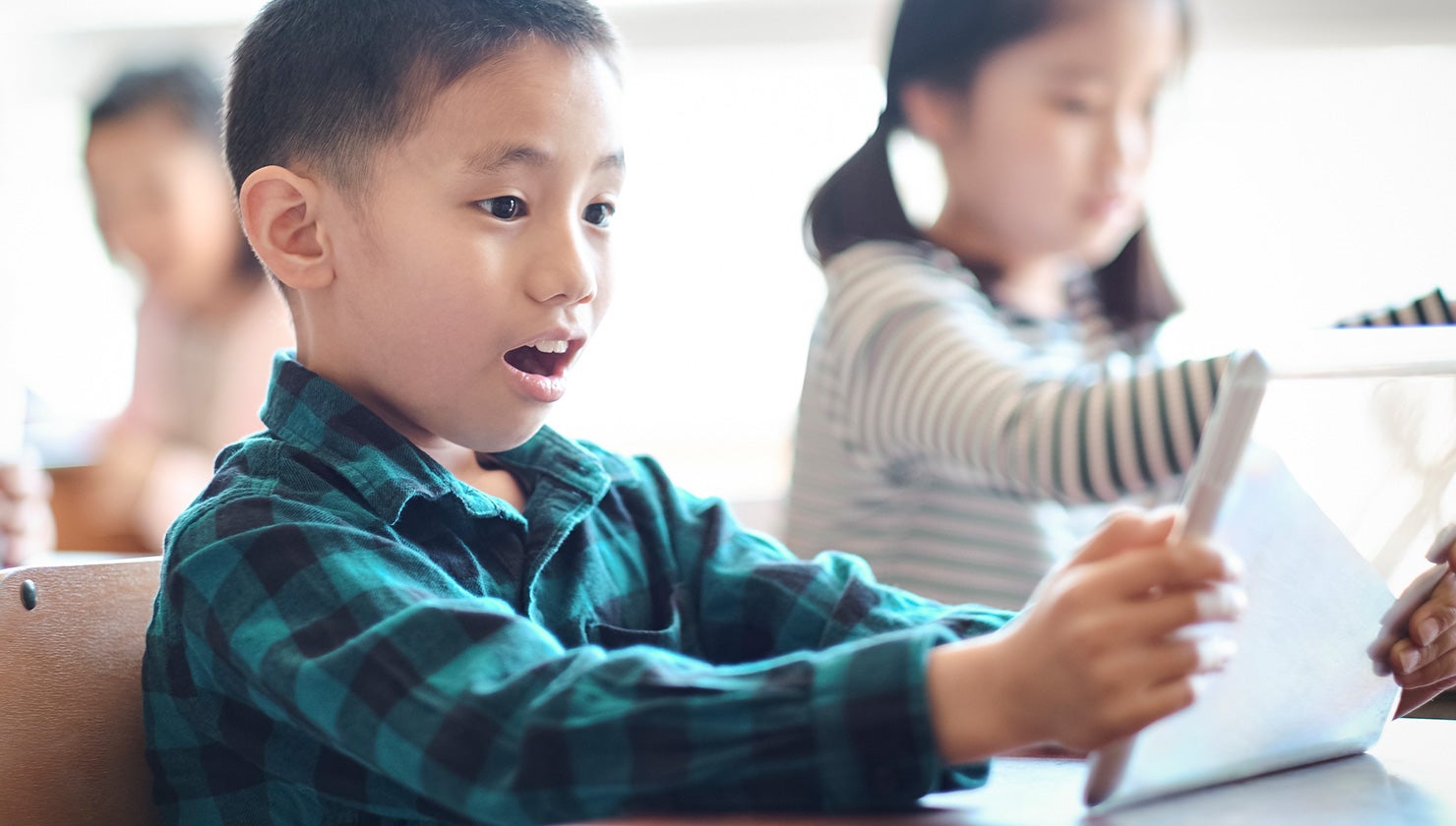 ICT教育とは？ 目的や教育現場のメリット・導入事例を紹介｜SKYMENU Cloud